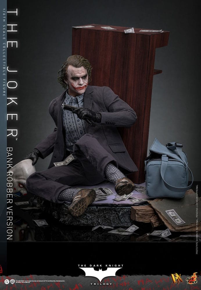 HOT TOYS THE DARK KNIGHT MOVIE MASTERPIECE THE JOKER BANK ROBBER VE...