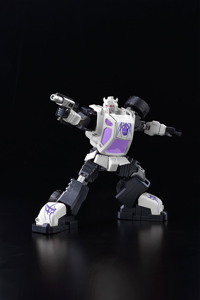 FLAME TOYS TRANSFORMERS FURAI BUG BITE MODEL KIT ACTION FIGURE